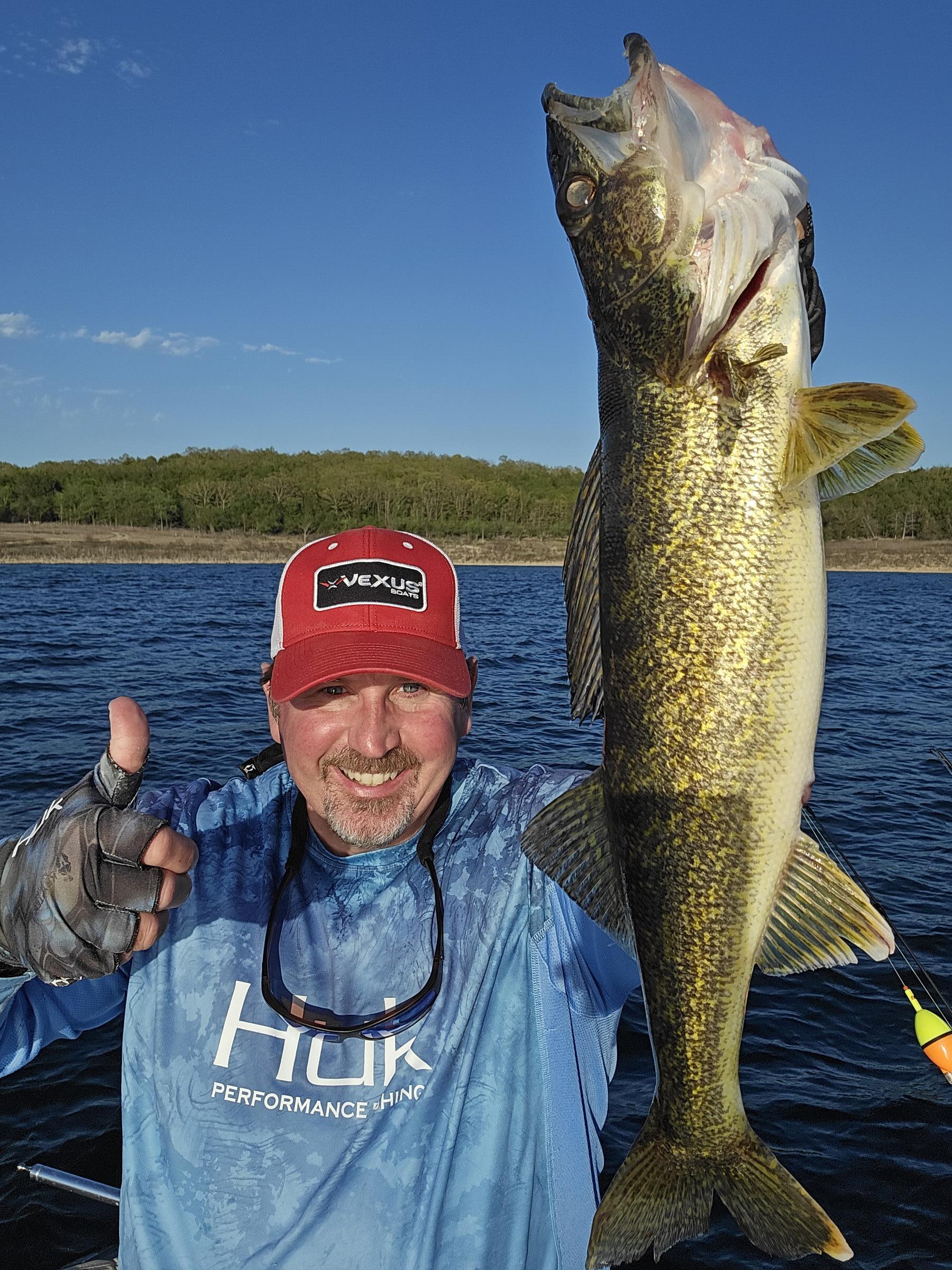 | Twin Lakes Walleye Club