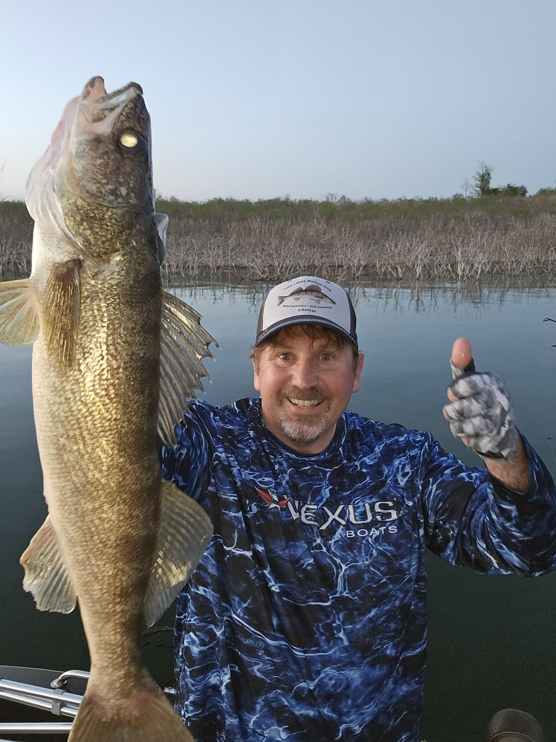 | Twin Lakes Walleye Club